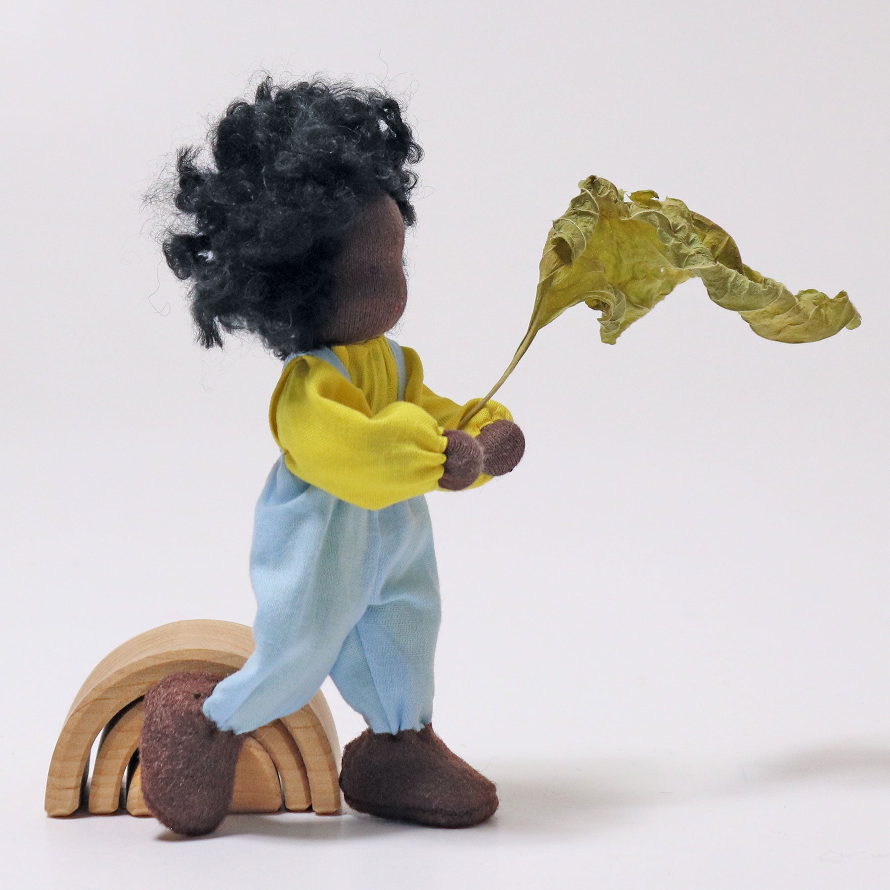 MUÑECO MAX – LoraLora